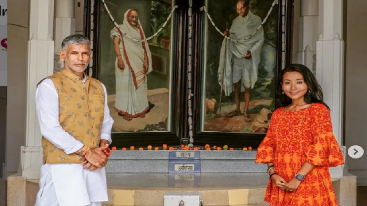Milind Soman's latest avatar seen in his Gujarat tour