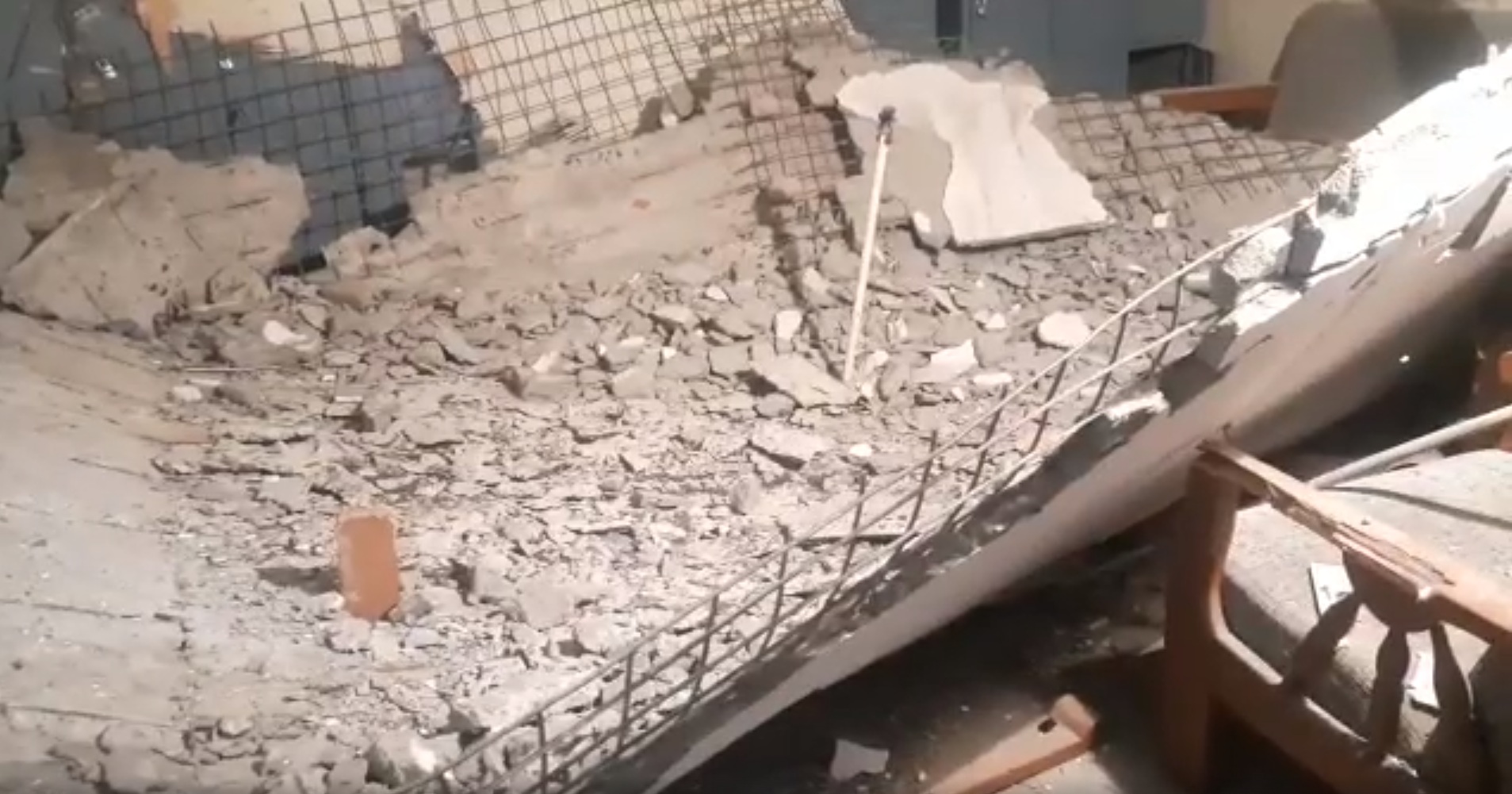 Ceiling collapsed of VS Hospital in Ahmedabad; opposition leader pounce ...