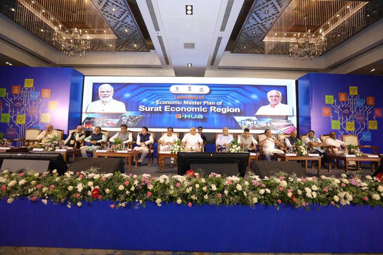 Gujarat CM Launched Economic Master Plan of Surat Economic Region (SER ...