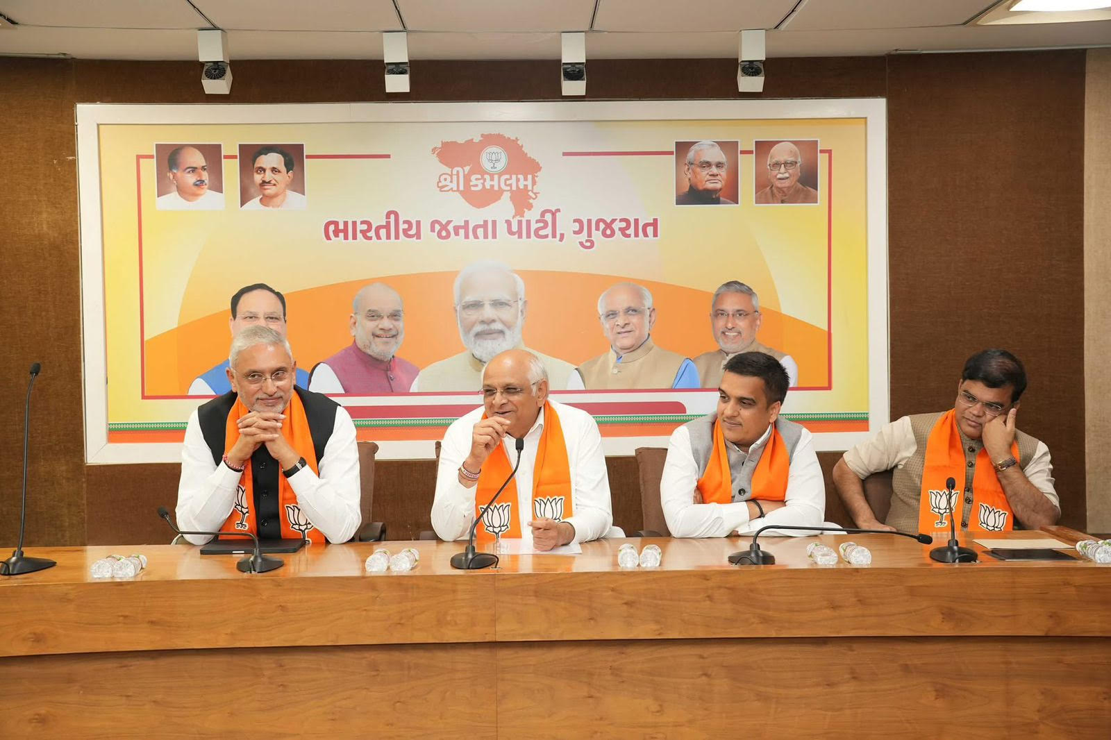 BJP Gujarat's Newly Appointed Office-Bearers’ Meeting Held at Kamalam ...