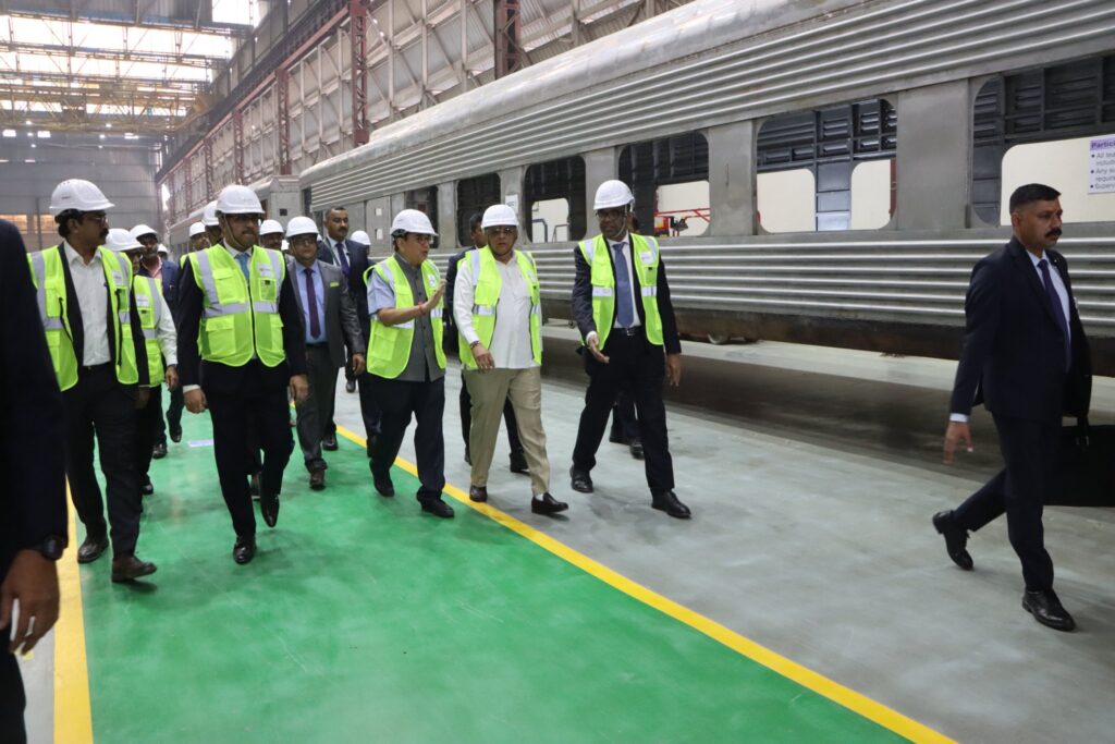 Ahmedabad Gets 1st ‘Make in India’ Metro Train; CM Bhupendra Patel ...
