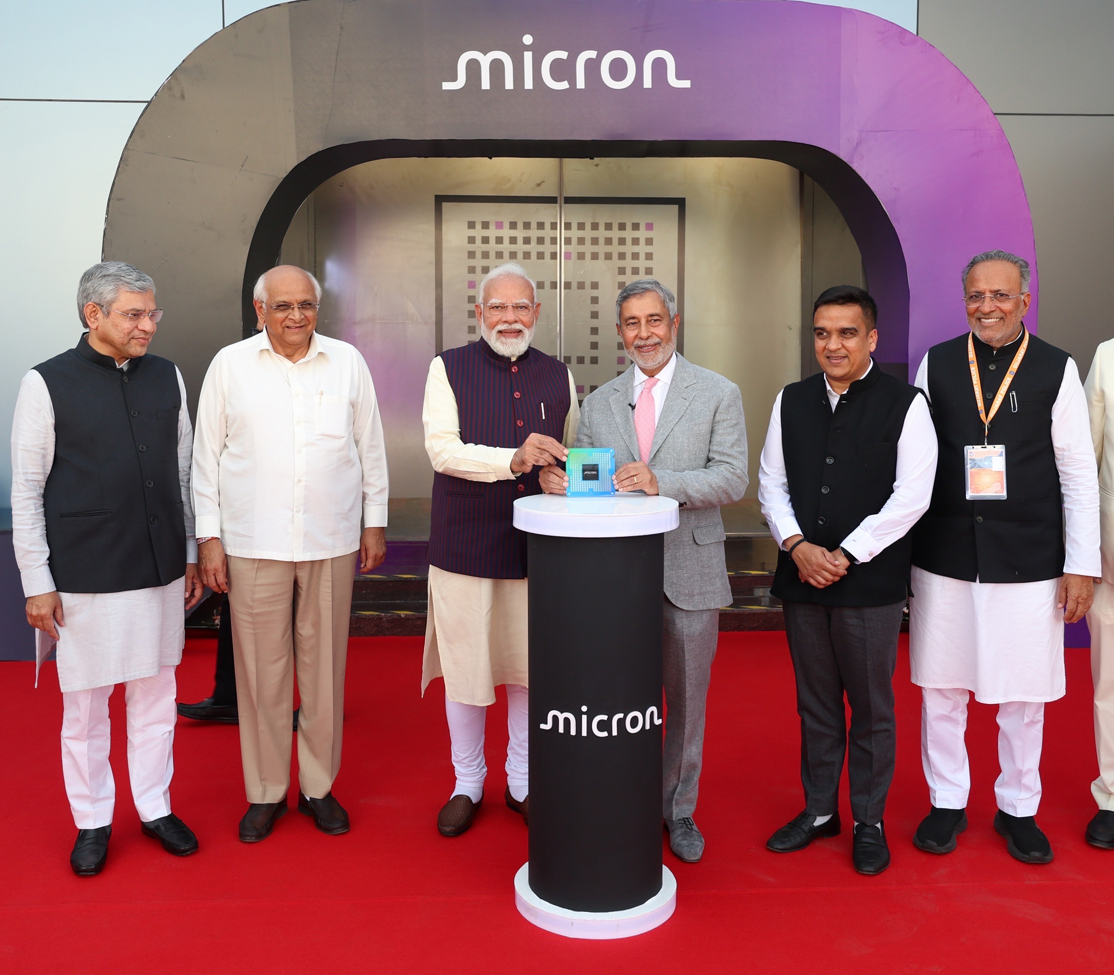 PM Narendra Modi inaugurates Micron Technology’s Semiconductor Assembly ...
